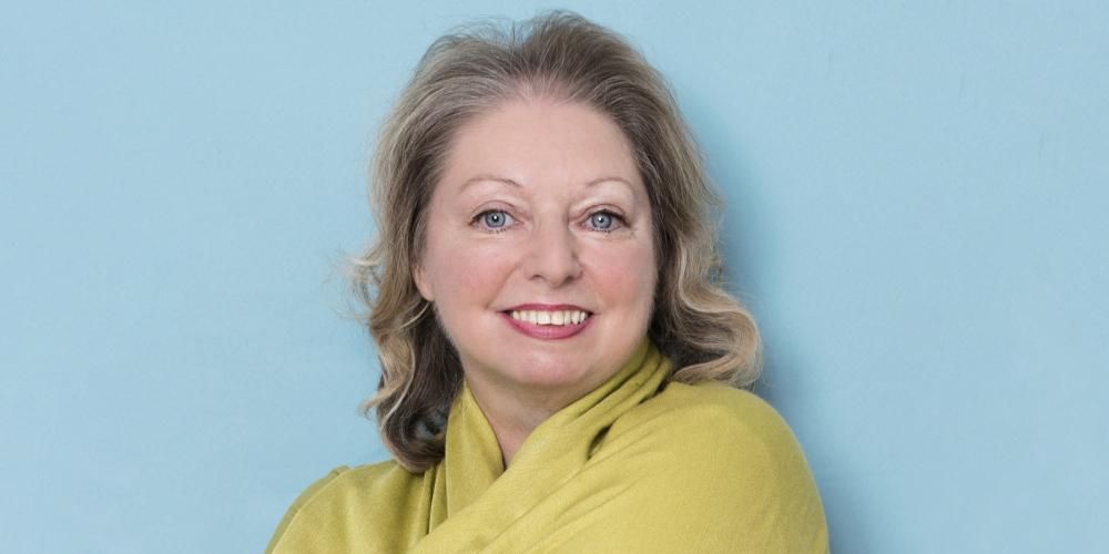 Hilary Mantel reading list: a guide to her Booker nominated titles and ...