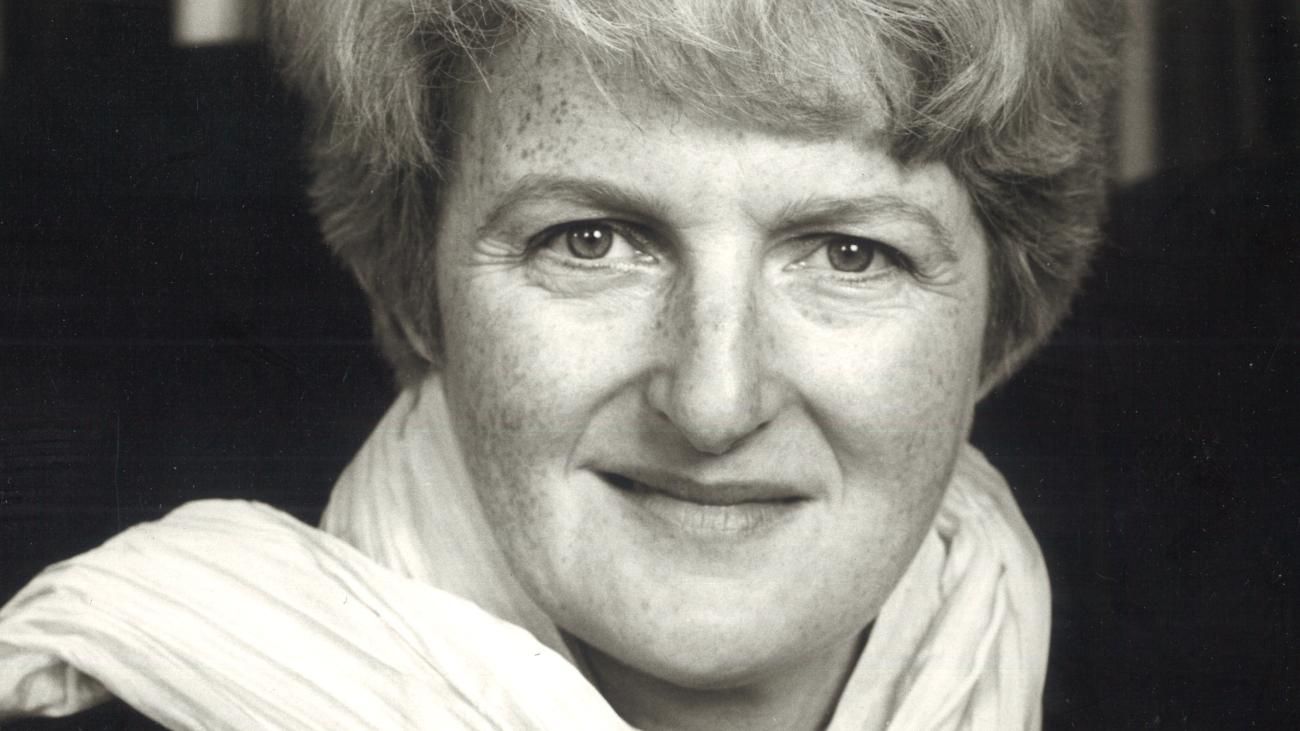 Julia Neuberger | The Booker Prizes