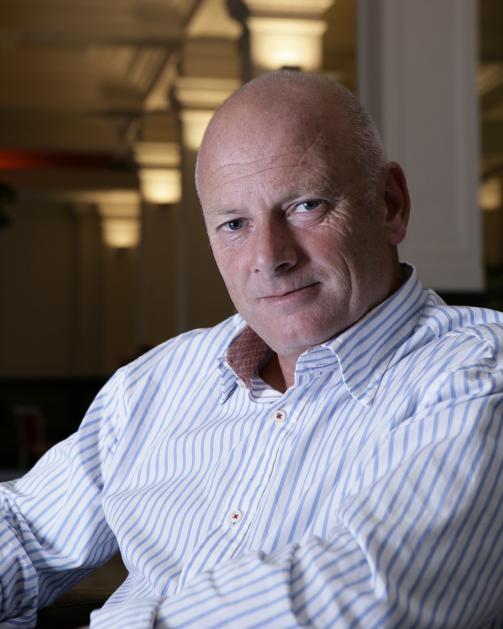 Lloyd Jones | The Booker Prizes